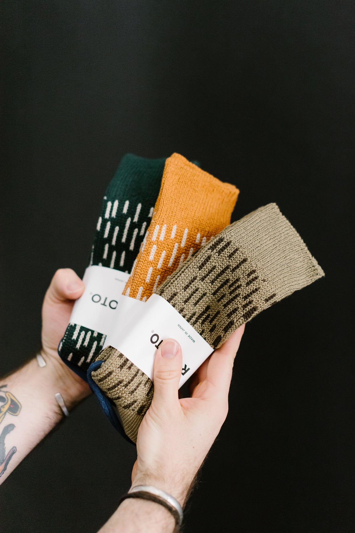 R1431 - Rain Drop Crew Socks - Khaki, Dark Brown | Dant
